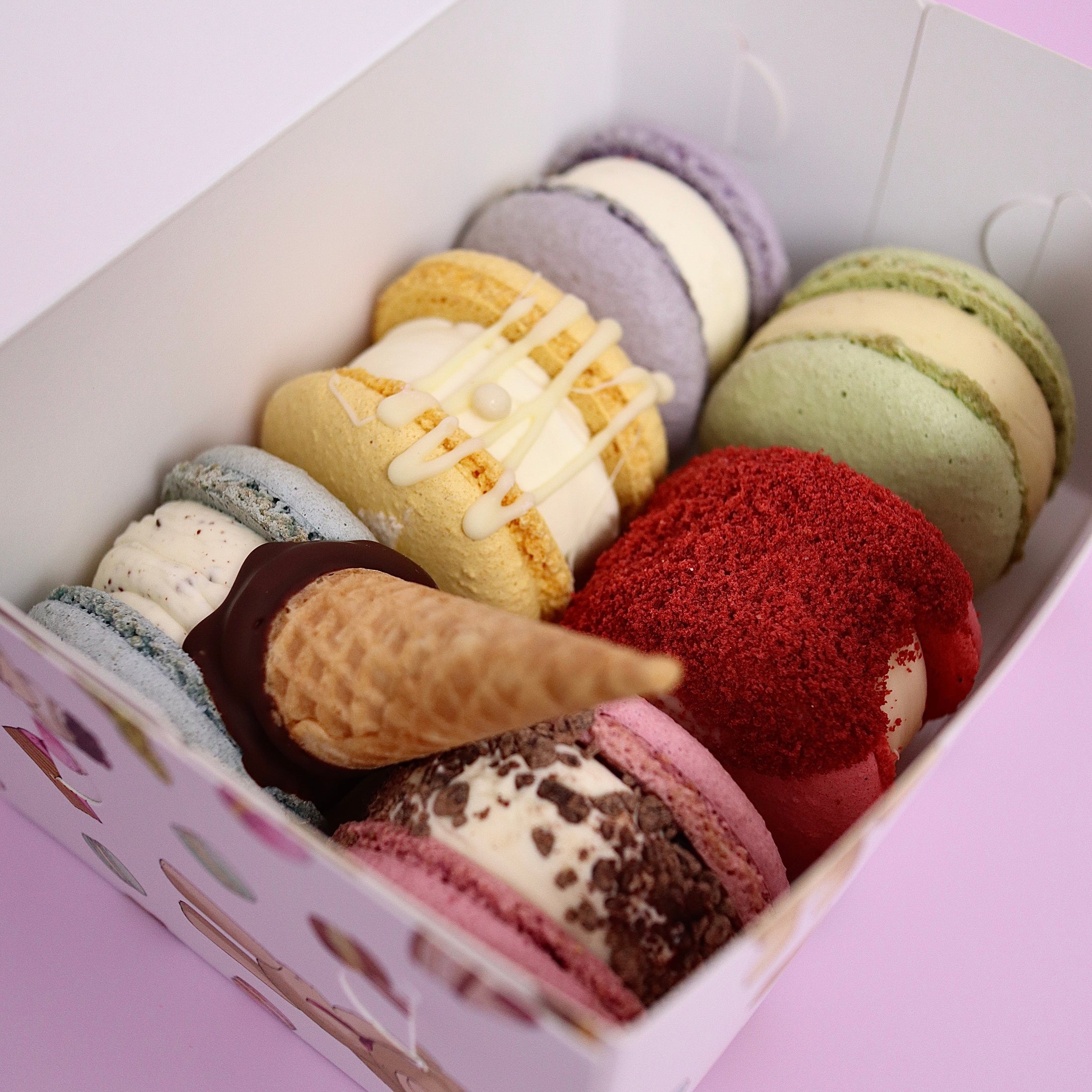 Макарон – Mishka Bakery